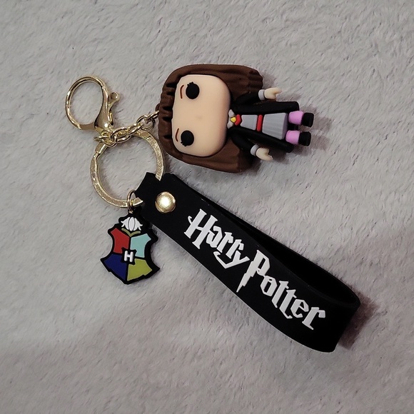 Warner Bros. | Accessories | Harry Potter Keychain | Poshmark